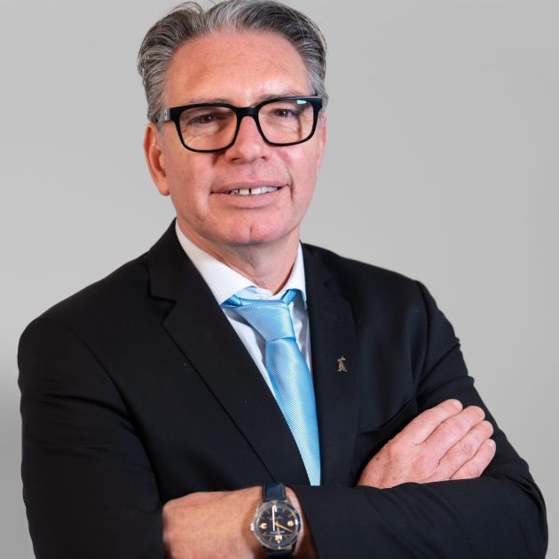 Être UNIQUES, c’est viser l’excellence à chaque instant - Crédit ...